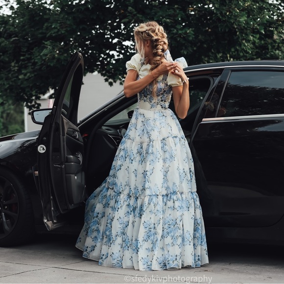 milla | Dresses | Hydrangea Tender Floral Maxi Tiestrap Dress | Poshmark